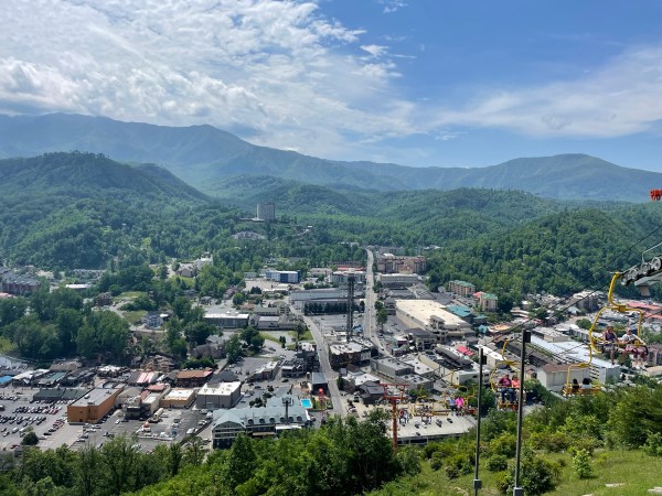 Pigeon Forge and Kentucky – TippetsSnippets